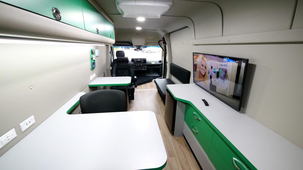 Mobile Office – Design 6 – HQ Custom Design