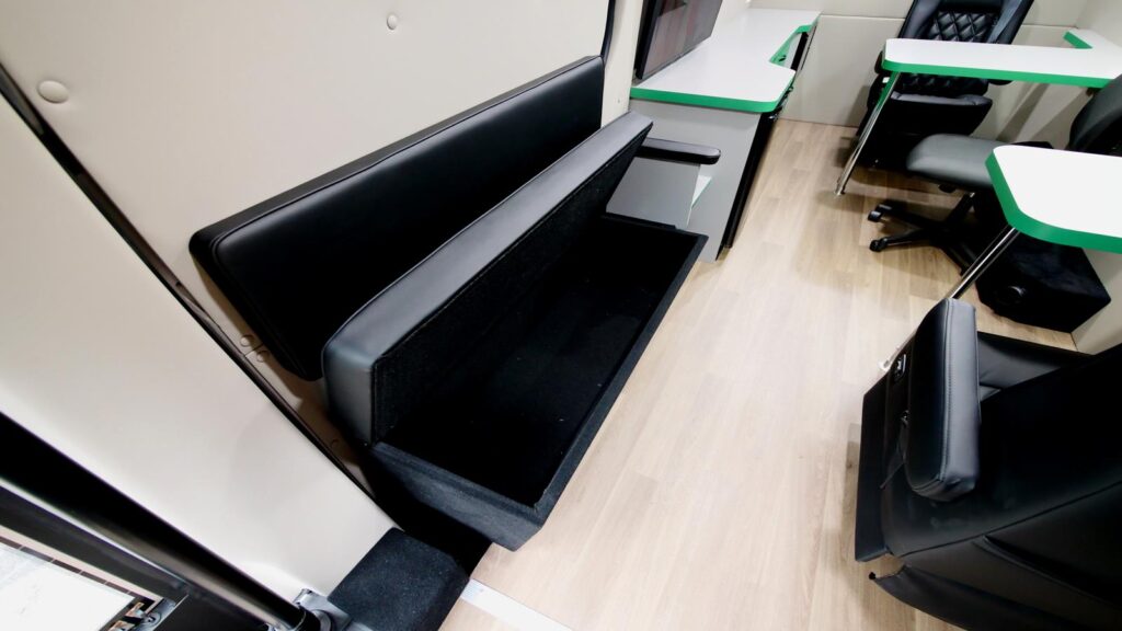 Mobile Office – Design 6 – HQ Custom Design